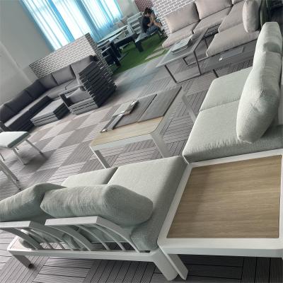 Cina Mobili da giardino per l'aria aperta Set divano in rattan di alluminio Set tavolo da pranzo in vendita