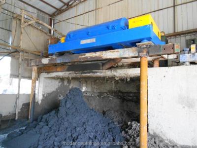 Cina Alta velocità di rotazione Centrifugatrice decanter piccolo 50/60Hz alimentazione a corrente alternata in vendita