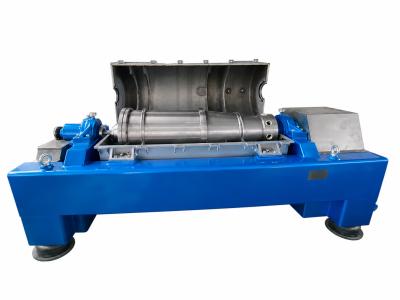 China Industrial Decanter Centrifuge with Wear-Protected Scroll Conveyor for sale