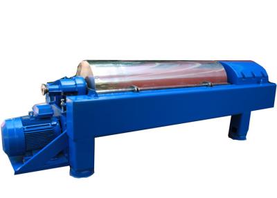 China Convenient Operate Large Capacity 3 Phase Centrifuge Made in China for sale
