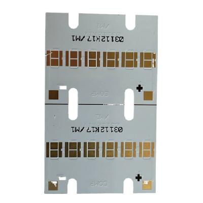 Cina Tavola PCB in alluminio con spessore di rame 1-3oz e spessore di tavola 0,8-1,6mm per LM561c Spectrum Plant Grow Light in vendita