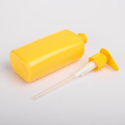 China 300 ml do corpo feito sob encomenda amarelo nórdico do toque macio da essência do limpador do bebê de 500 ml garrafas de formação de espuma do sabão da bolha à venda