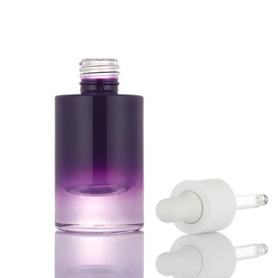 Cina Bottiglia vuota bianca porpora del contagoccia del contenitore del siero della pompa 30ml del nuovo ombre di progettazione piccolo in vendita