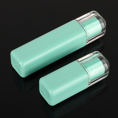 Cina Lozione per bambini piccola bottiglia di toner in plastica 15 ml 30 ml colore personalizzato in vendita