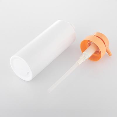 Cina Confezione contenitore vuoto per flacone cosmetico bianco trasparente da 100 ml in vendita