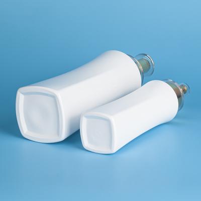 Cina Flacone per lozione in plastica per lavaggio del corpo con shampoo vuoto personalizzato con spruzzatore a pompa in vendita