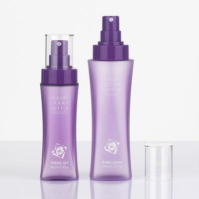 Cina Bottiglia cosmetica porpora dello spruzzo, bottiglia vuota senz'aria di lusso 200ml dello spruzzo in vendita