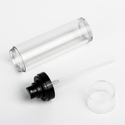 Cina Flacone spray trasparente cosmetico in PET opaco personalizzato 50 ml 80 ml 100 ml in vendita