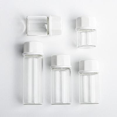 Cina Dimensione con tappo a vite di plastica vuota di viaggio di capacità delle bottiglie 5ML del ODM in vendita