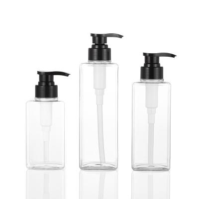 Cina Chiare bottiglie di plastica riciclate della lozione del quadrato con la pompa 550ml di 44mm in vendita