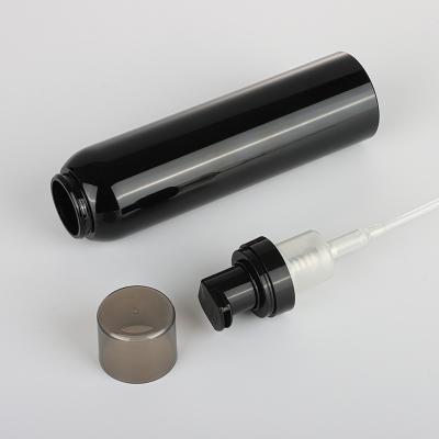 Cina ANIMALE DOMESTICO 180ml 200ml del cilindro che imballa la pompa nera della bottiglia dell'erogatore del sapone della schiuma senz'aria in vendita