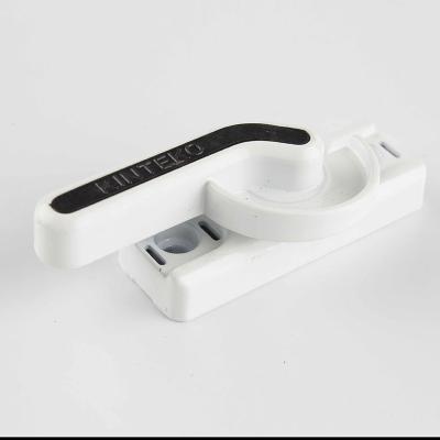 China Conveniente cerradura de media luna con mango diagonal para ventanas corredizas en perfiles de UPVC y aluminio en venta