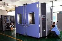China Double Door Walk-In Chamber With Programmable KM -5166 LCD Touch Screen Controller for sale