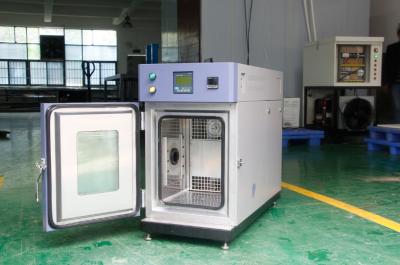 中国 気候上の温度の湿気の部屋36Lの温度の測定銃 販売のため
