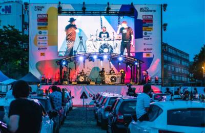 China 14Bit~16Bit Brightness Led Display Screen Rental SMD1415 P2.976 For Advertising for sale