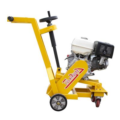 中国 13hpホンダのガソリン機関によって動力を与えられる機械類の道の細長い穴がつくことに溝を作るアスファルト舗装のひび 販売のため