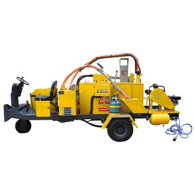 China De zelf Drijf Opgezette Aanhangwagen van de de Bestratingsreparatie van 350L Asphalt Road Crack Sealing Machine Te koop