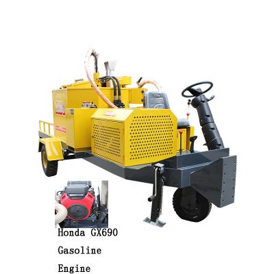 Cina azionamento di auto di 350L Asphalt Road Maintenance Machine 10km/H in vendita