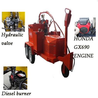 Cina Carro armato di cemento armato di potere di Asphalt Joint Sealer Machine Diesel del fondo stradale in vendita