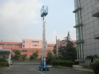 Cina 10 m auto-propulsione elettrica di alluminio manlift verticale a doppio albero di sollevamento piattaforma di sollevamento verticale piattaforma di lavoro aerea in vendita