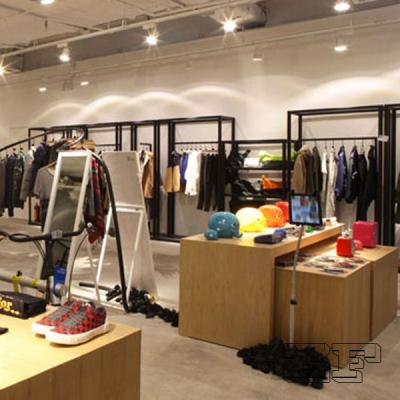 China metal clothes display rack/clothes shop counter for sale