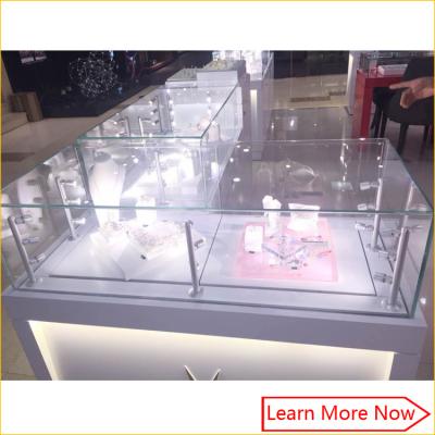 China Custom made white painting display cabinet and showcase for jewelry shop for sale