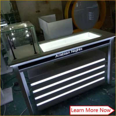 China Factory direct sell glass jewelry/tower showcase kiosk with track lighting for sale