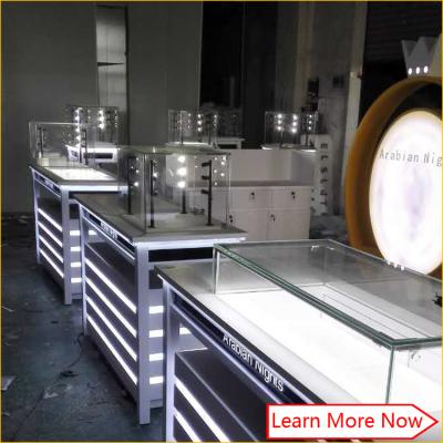 China New design jewellery showcase,jewellery furniture shop in wooden glass lighting for sale