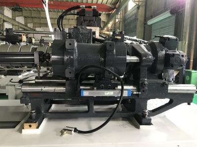 China HC220 220Ton 2200KN Clamping Force General Purpose Plastic Injection Molding Machine for sale