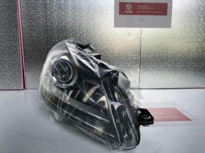Cina Linterazione del proiettore a destra di base grigia Linterazione del proiettore a xenone anteriore 2048203639 Per Benz Classe C in vendita