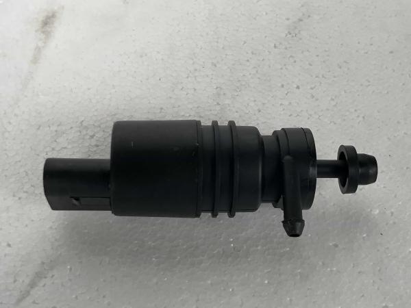 Quality 67128362154 Automotive Spare Parts Car Windshield Wiper Pump For BMW for sale