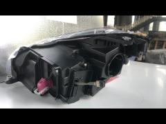 ゼノンの右前向きヘッドライト ベンツ CLS10のための右ゼノンの前向きヘッドライト 2188204261