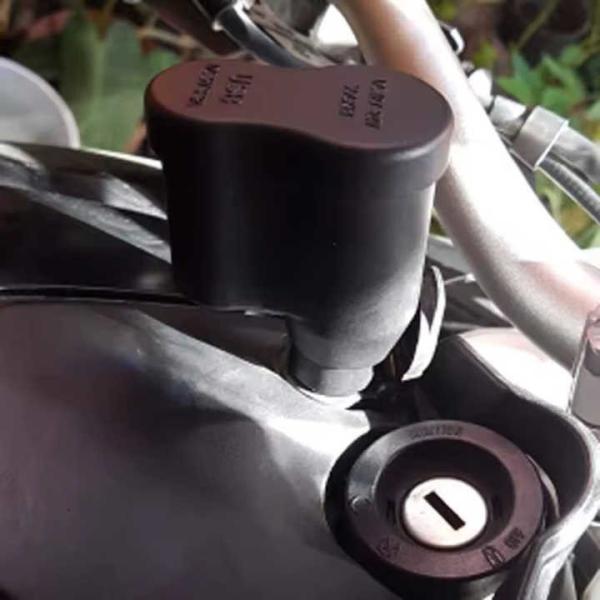 Quality Double QC 2.0 Motorbike Usb Charger 16W 5V/3.3A 2 Port Socket Lightweight for sale