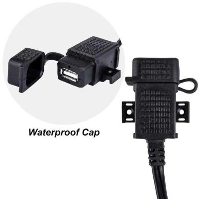 Cina Caricatore USB per moto SAE 10W, impermeabile, antipolvere, cavo estensibile in vendita