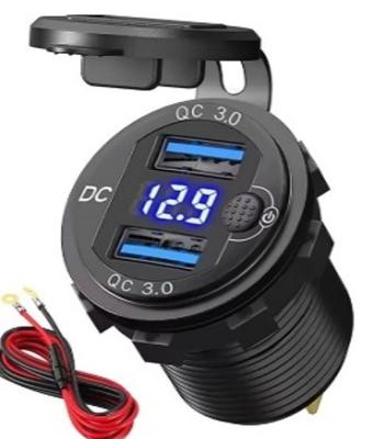 China ABS PC Material a prueba de fuego puerto de carga usb para autobús con puerto QC 3.0 de carga rápida doble rápida en venta