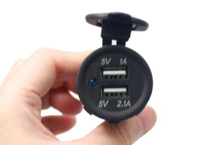 中国 双USB-A 3.1Aソケット 防水 12/24v USB カーチャージャー 販売のため