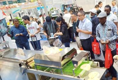 중국 자동화된 현금과 토르티야 생산 라인이 형성되고 잘립니다 판매용