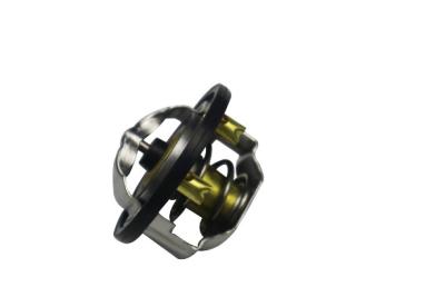 Cina 700P 4HF1 4HE1 4HK1 ISUZU Termostato 85~C 8973007871 Parti di raffreddamento automatico in vendita