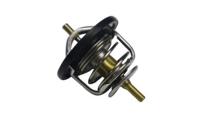 Cina Durabile ISUZU 700P 4HK1 4HE1 4HF1 Termostato 82~C 8973007900 8973007892 in vendita