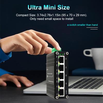 China Mini Industrial Ethernet POE Switch 4 Port 10/100/1000BASE-T PoE 12~48V DC for sale