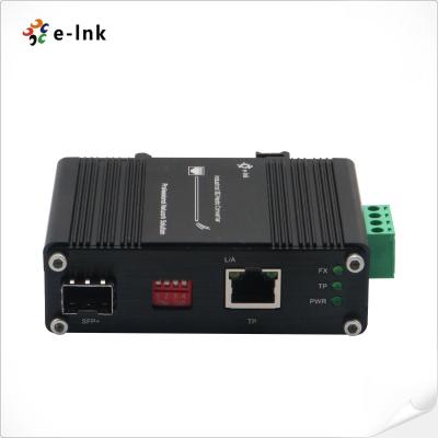 Cina Mini Industrial 10G 5G 2.5G 1G 100M Rame a 10GBASE-X SFP+ Media Converter in vendita