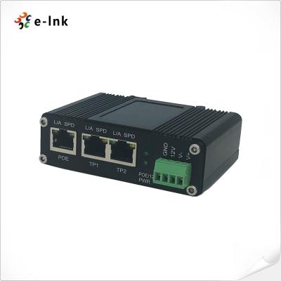 Cina Splitter Gigabit Ethernet PoE con uscita 12VDC, design Plug-and-Play con IEEE802.3at in vendita