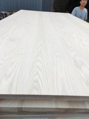 Cina Pannello di cenere naturale o da verniciatura di legno massello su misura Contenuto di umidità 8-12% in vendita