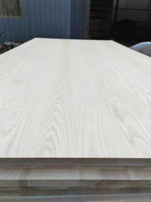 Cina Pannello di cenere naturale o da verniciatura di legno massello su misura Contenuto di umidità 8-12% in vendita