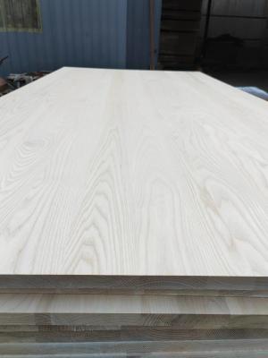 Cina Pannello di cenere naturale o da verniciatura di legno massello su misura Contenuto di umidità 8-12% in vendita