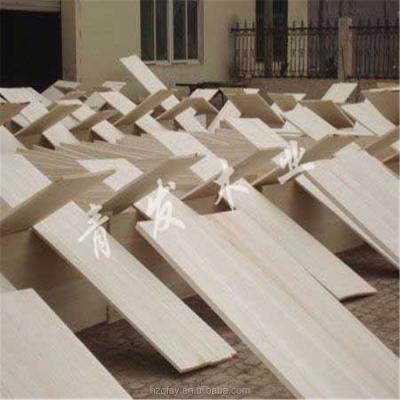 Cina Legno massello Legno di paolonia in 1220*2240mm Dimensione e densità 300-310kg/m3 in vendita