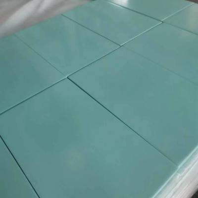 Cina Contenuto di umidità 8-12% Pannello in legno di pino Colori personalizzati per la decorazione Ricambi gratuiti in vendita