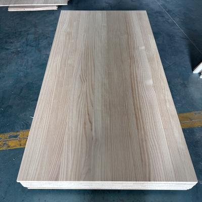 Cina Finger Joint Board Pannello di legno di pino con E0 E1 Colla ambientale 2440x1220mm in vendita