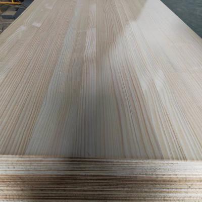 Cina 2440x1220mm Tavolo in legno massello in stile tradizionale personalizzato Tavolo in pino radiato in vendita