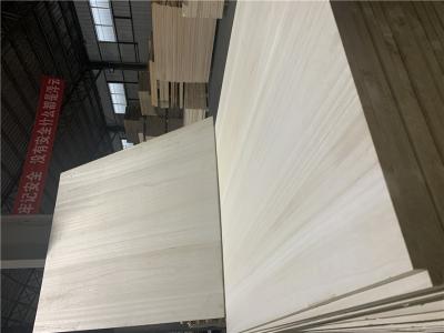 中国 モダンなデザイン パウロwnia 木板 立方メートル オンライン技術サポートと耐久性 販売のため